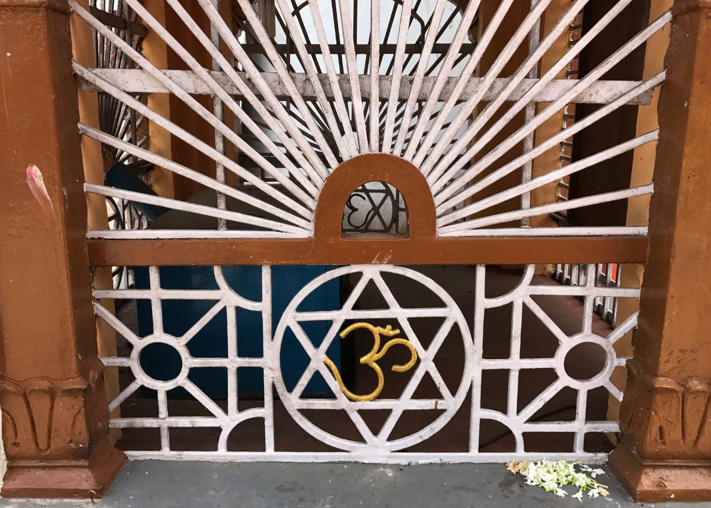 The Many And Various Star Symbol Meanings - SymbolScholar