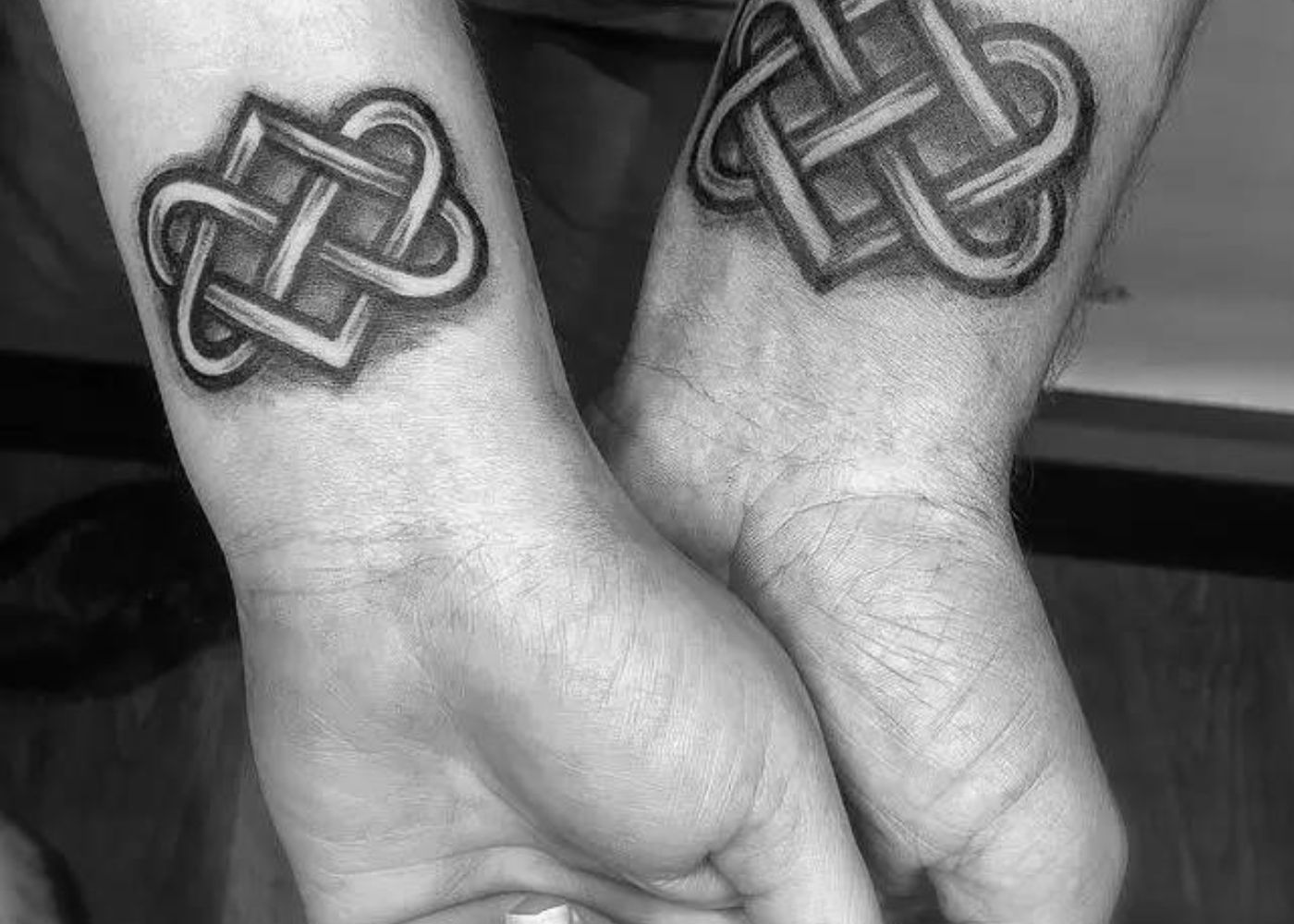 Soulmate Symbols Of Love: Signs You Need To Know - SymbolScholar