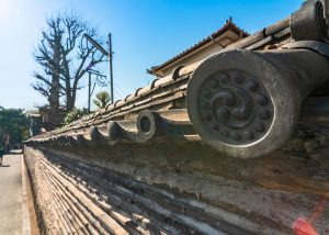 What Does The Tomoe Symbol Represent? - SymbolScholar