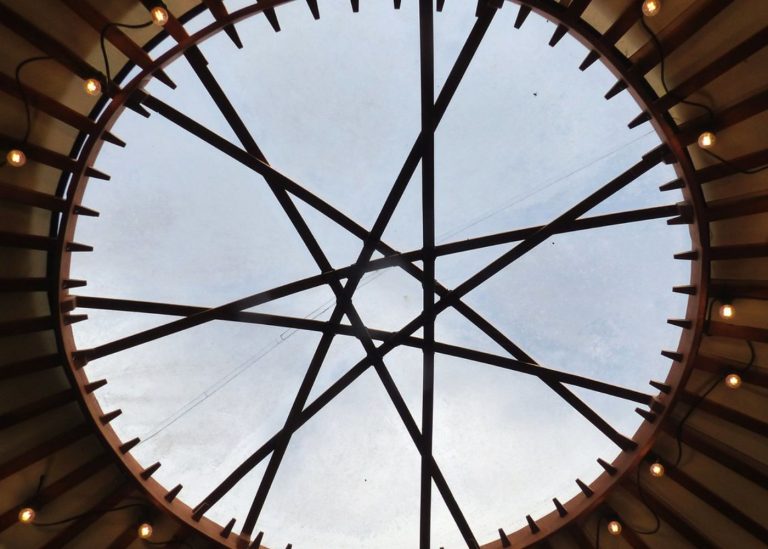 What Does A Heptagram Symbolize? - SymbolScholar