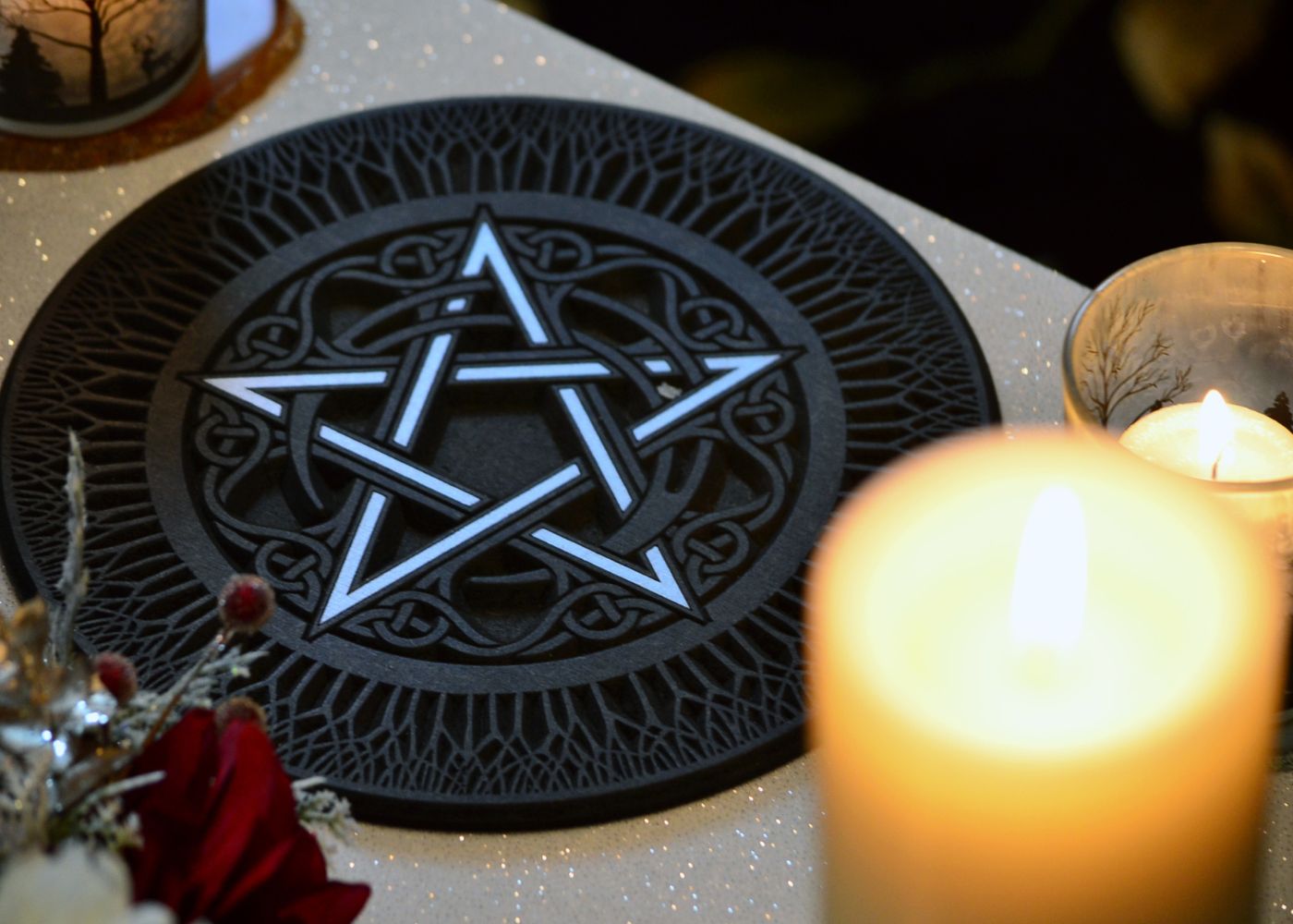 The Many And Various Star Symbol Meanings - SymbolScholar
