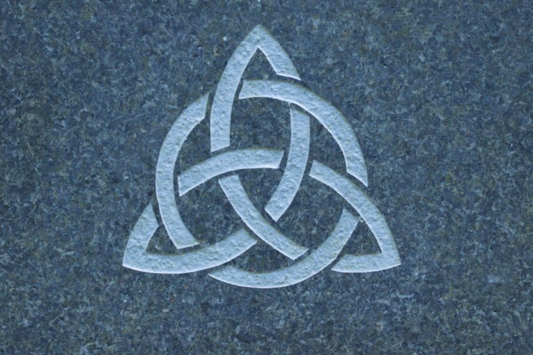 Popular Druid Symbols And Their Meanings - SymbolScholar