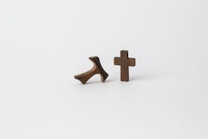 What Is The Meaning Of The Tau Cross? - SymbolScholar
