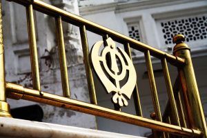 What Is The Khanda? - SymbolScholar