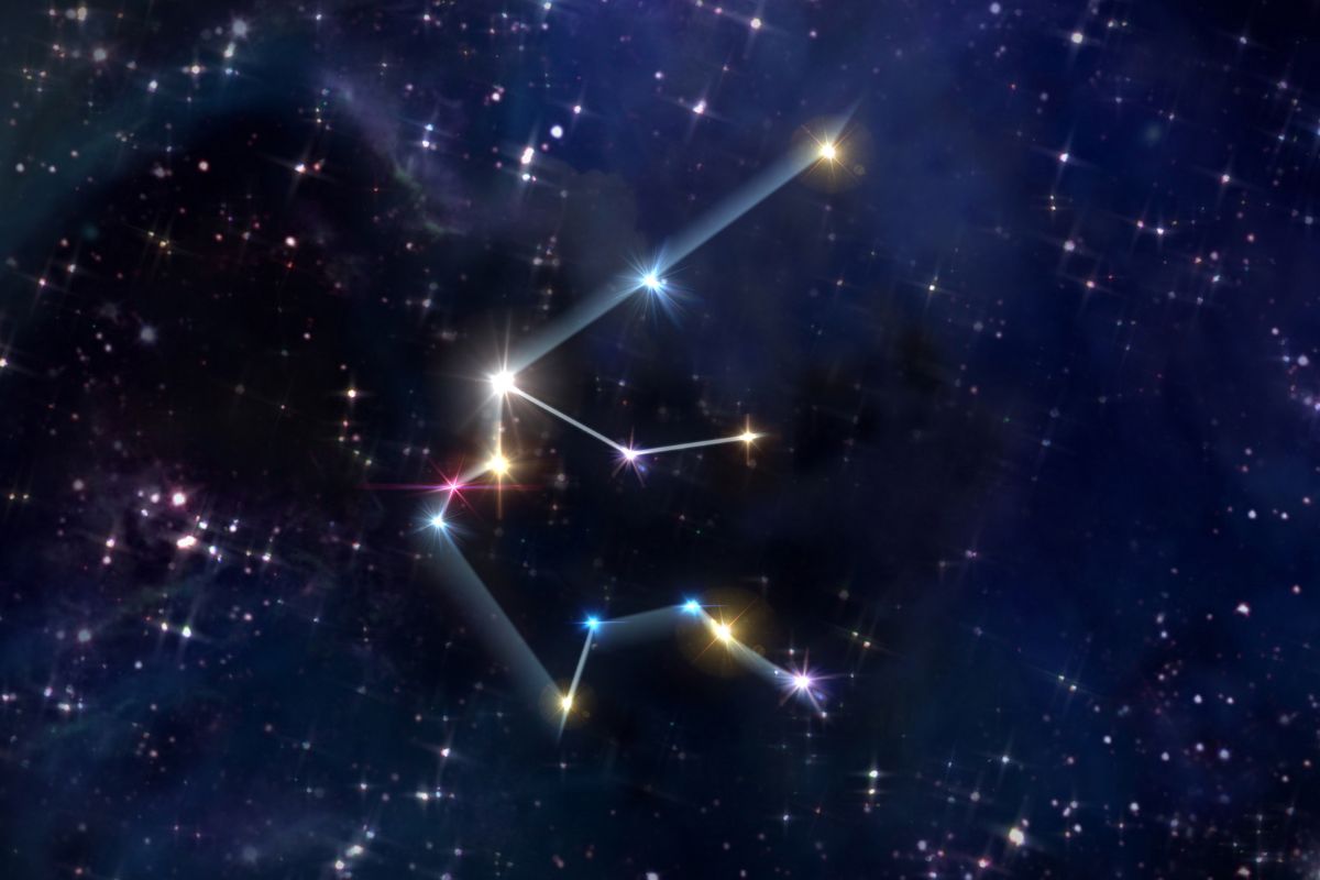 Understanding Aquarius Symbols - SymbolScholar